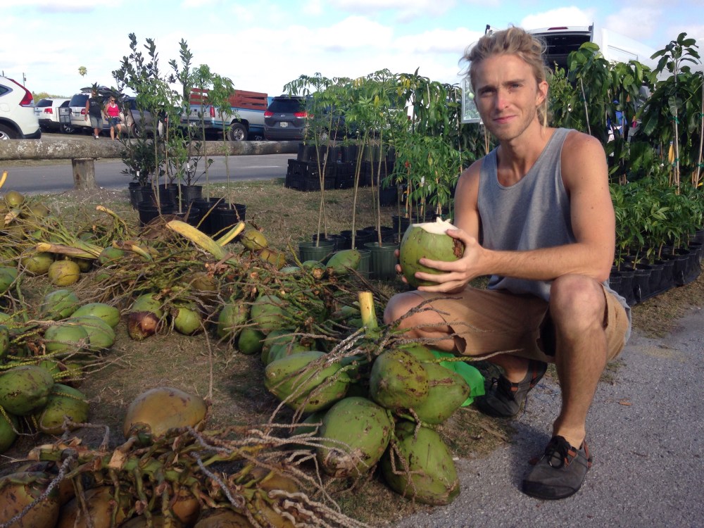 The Tampa Bay Monthly Fruitluck – Florida Fruit Geek