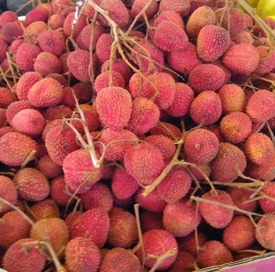 I tried a fruitarian diet for a week. Here’s what I experienced ...